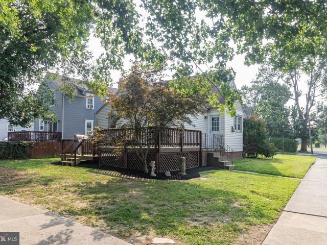 35 W Holly Avenue