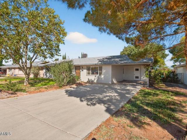 35 w kayetan drive