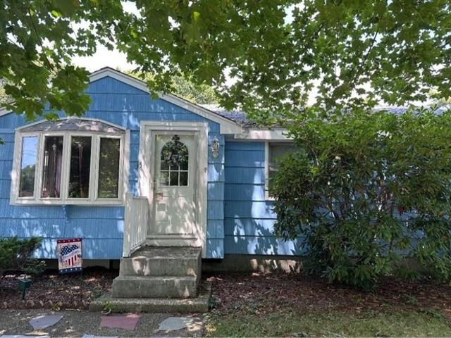 35 Wall St, Bourne, MA 02532