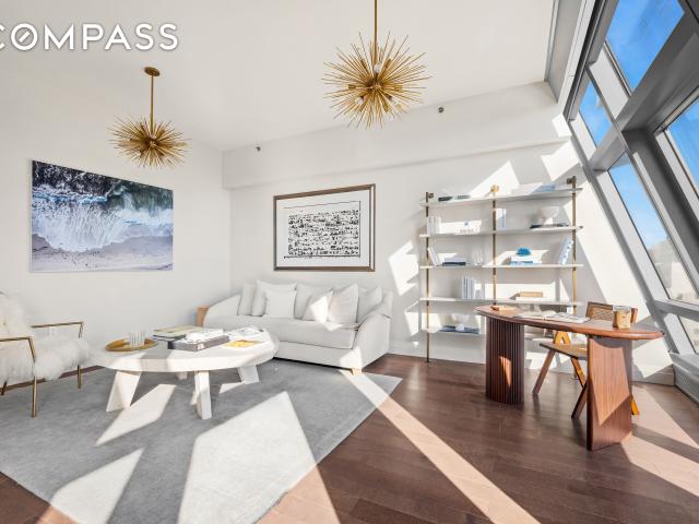 35 West 15th Street, New York, NY