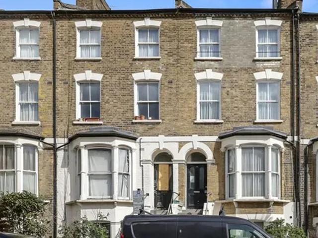 35 Woodstock Road, London, N4 3EX, United Kingdom | 2 bed house for rent #167242705 | Rentberry