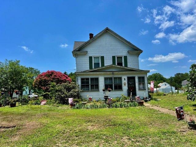 35 Yeocomico Ln, Kinsale, VA 22488