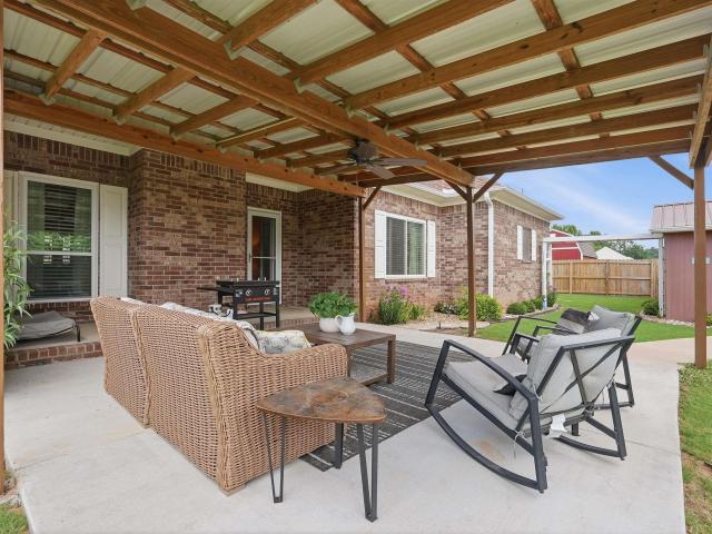 35 Applewood Dr
