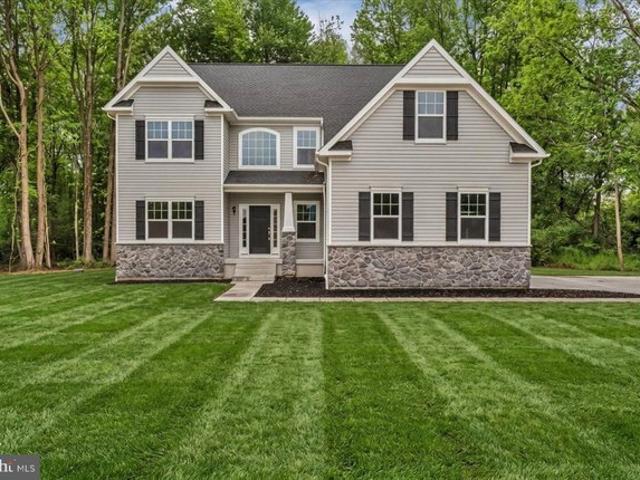 35 Barbertown Point Breeze Rd, Frenchtown, NJ 08825