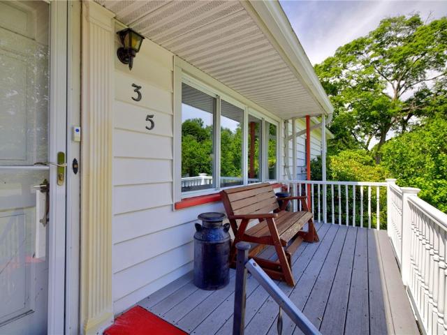 35 Barmont Drive