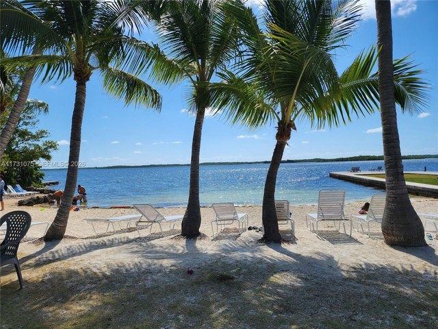 35 Bass Ave, Key Largo, FL 33037