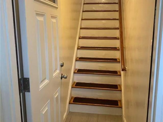 35 Bay 32nd Street
