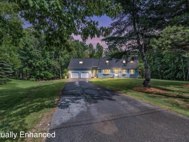 35 Beech Grove Ave, Glenburn, ME 04401