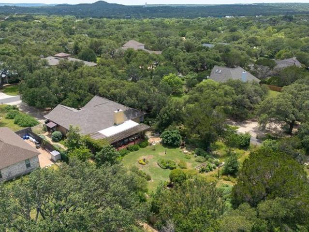 35 Brookmeadow Dr, Wimberley, TX 78676
