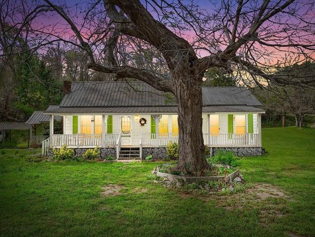 35 Bud Parker Ln, Erin, TN 37061