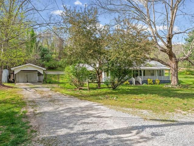 35 Bud Parker Ln, Erin, TN 37061