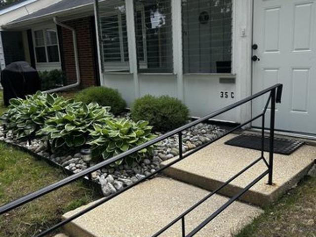 35 Cambridge Ct Unit C, Lakewood, NJ 08701
