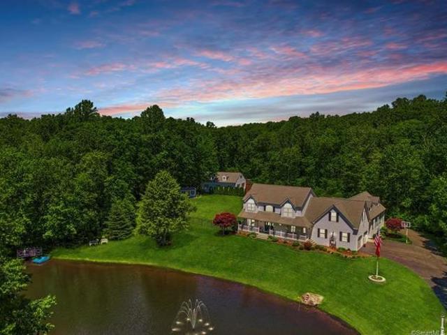 35 Candee Rd, Prospect, CT 06712