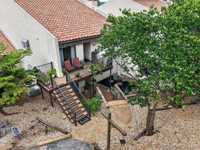 35 Casa Blanca Ct Unit 220 1, Lake Ozark, MO 65049