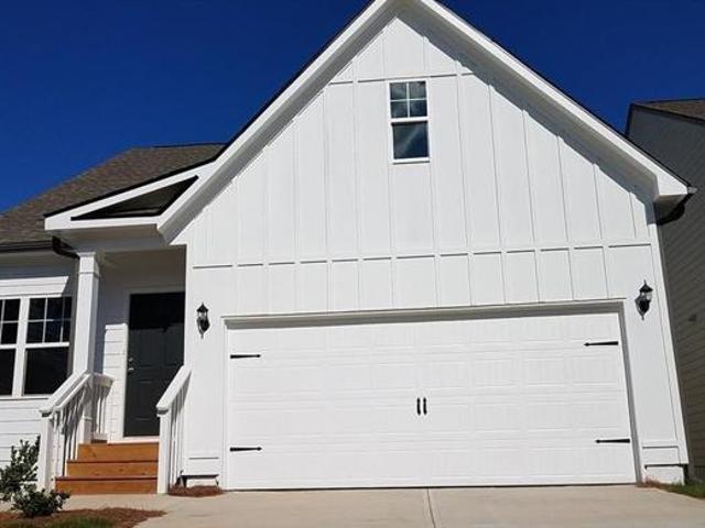 35 Cedar Hill Dr, Dallas, GA 30132