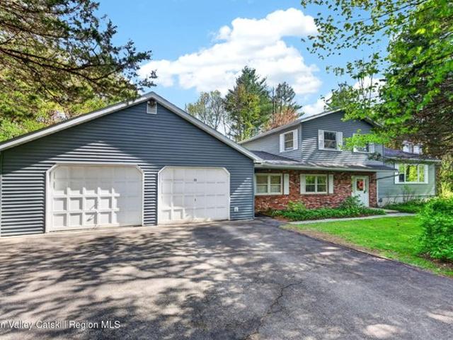 35 Cedar Ridge Rd, Stone Ridge, NY 12484
