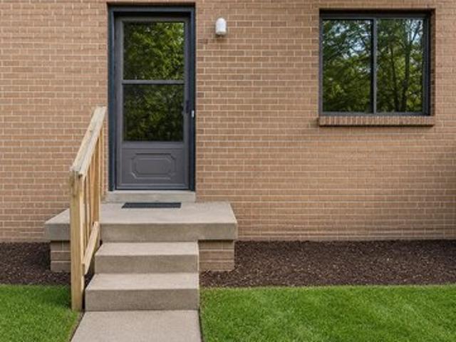 35 Cherrywood Ter, Beaver, WV 25813