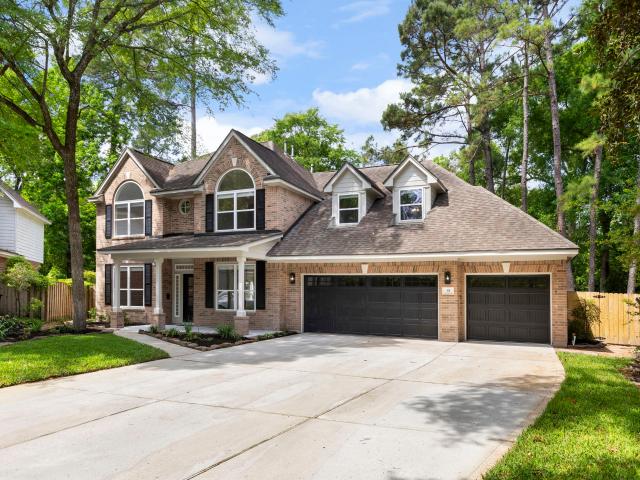 35 Classic Oaks Pl, The Woodlands, TX 77382 | MLS #30387