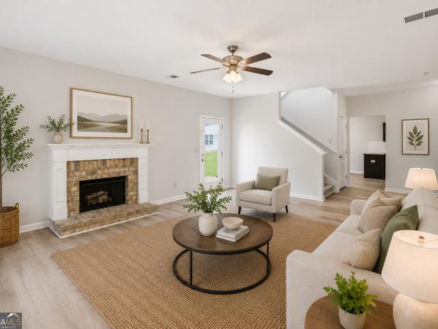 35 Crescent Lane