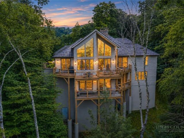 35 Crestview Lane