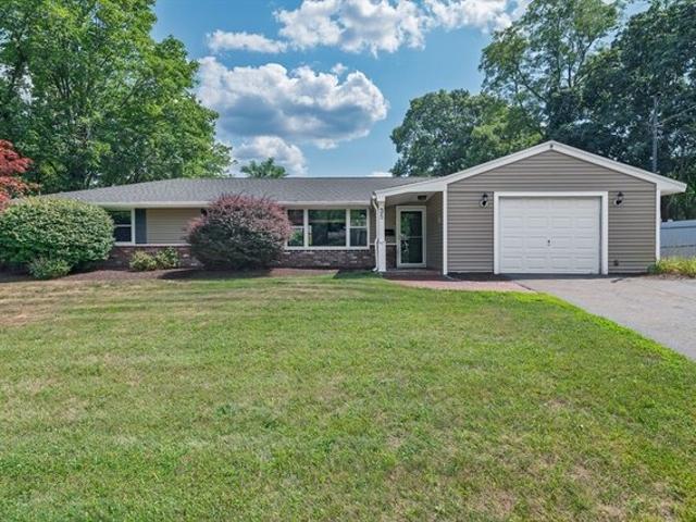 35 Dandy Rd, Brockton, MA 02302
