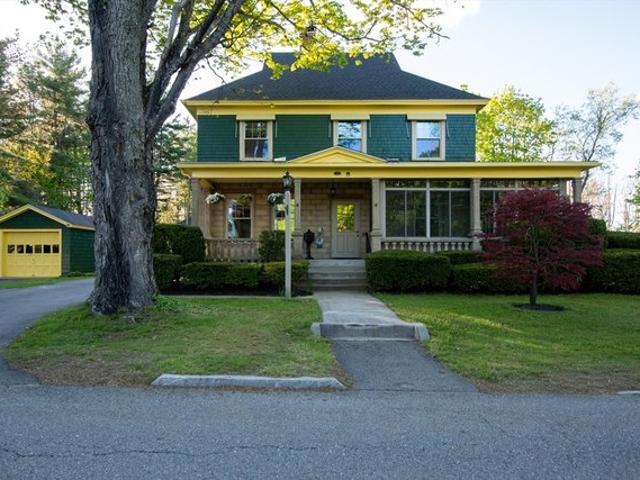 35 Dyer St, Gardner, MA 01440