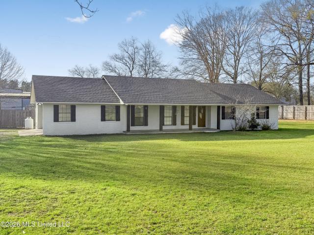 35 E Lincoln Drive