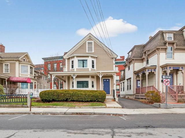 35 E Pearl Street