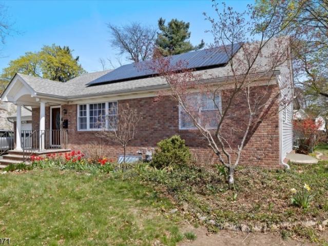 35 E Ridgewood Ave