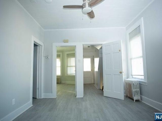 35 East Place