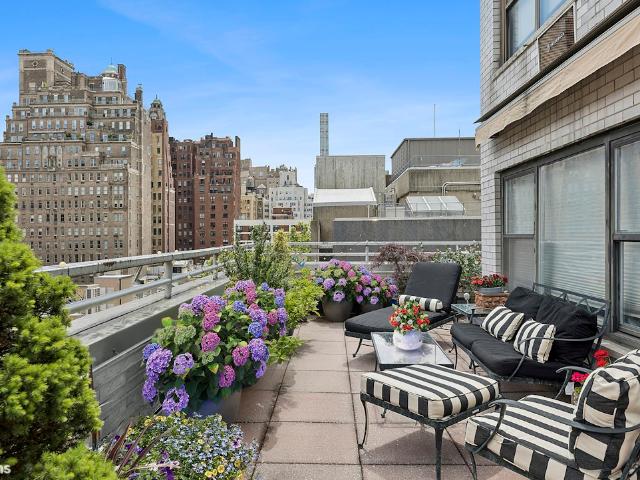 35 East 75th Street, New York, NY