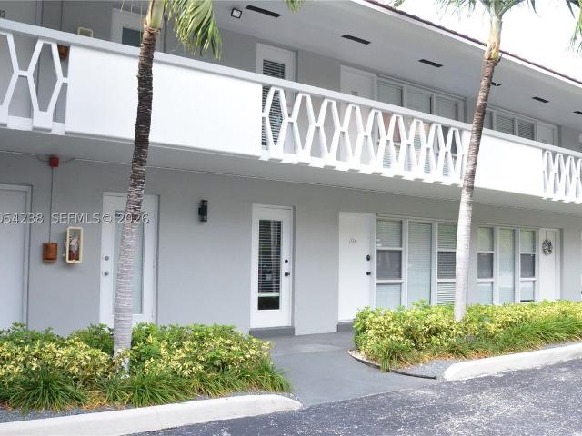 35 Edgewater Dr 104, Coral Gables, US, FL