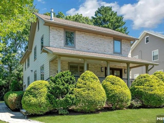 35 Elm St, Tenafly, NJ 07670