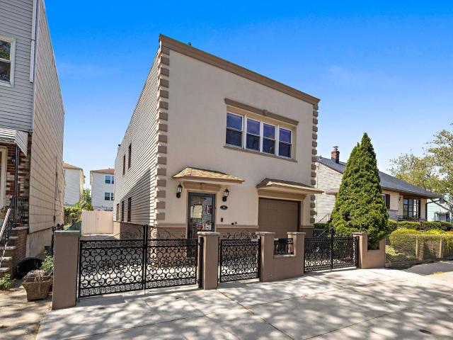 35 Elizabeth St