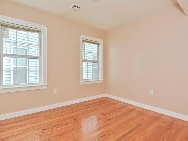 35 Ellington St, Boston, MA 02121 | MLS #73493