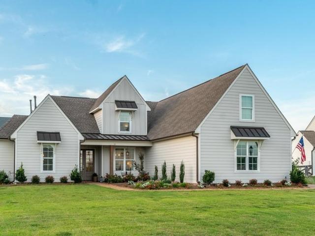 35 Farmhouse Cv, Piperton, TN 38017