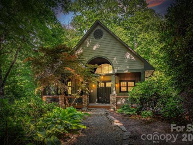 35 Flint Ridge Rd, Bryson City, NC 28713