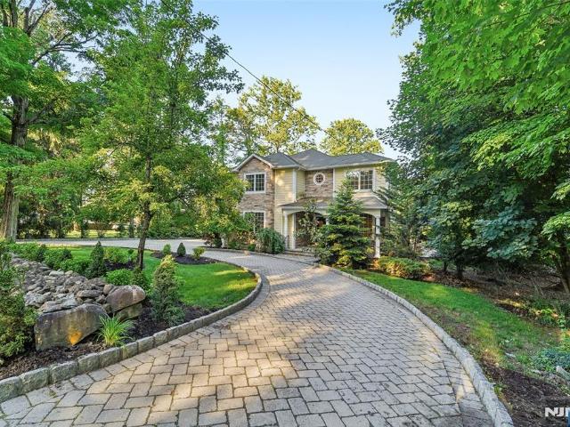 35 Franklin Turnpike