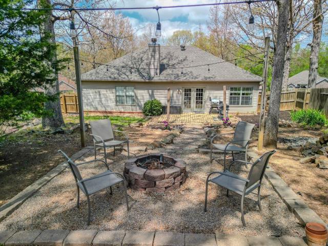 35 Garden Oaks Drive