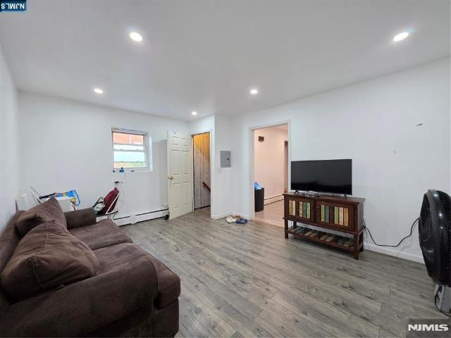 35 Gaston Avenue # 2