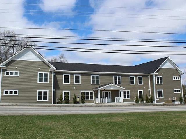35 Gordon Ln, Morrisville, VT 05661
