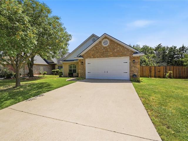 35 Greenway Bend