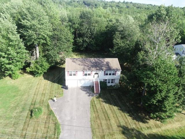 35 Hardwood Dr, Hermon, ME 04401