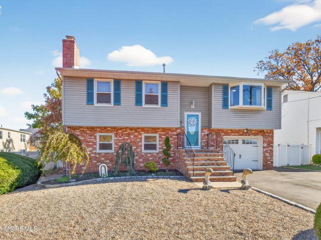 35 Heather Rd, Toms River, NJ 08753 | Compass