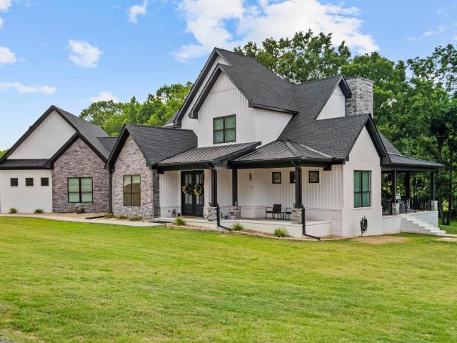 35 Helen Circle