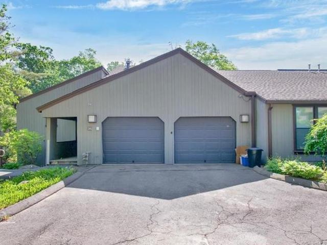 35 Heritage Dr #35, Avon, CT 06001