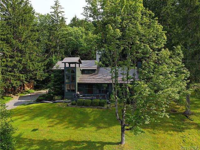 35 Holimont Drive