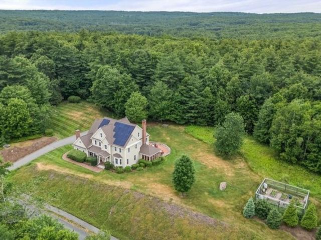 35 Houghton Ln, Boxborough, MA 01719