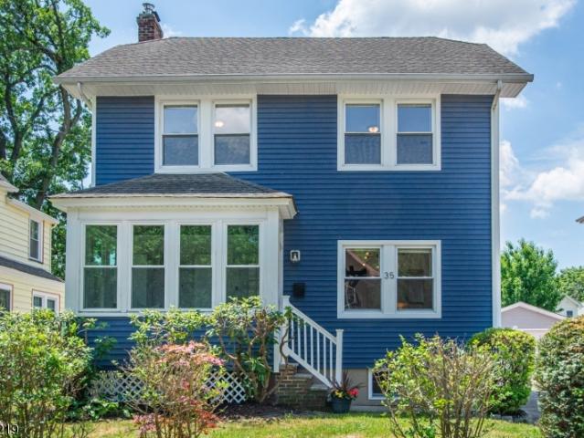 35 Howe Ave