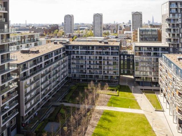 35 Indescon Square, London E14 1 bed flat to rent £2,300 pcm £531 pw